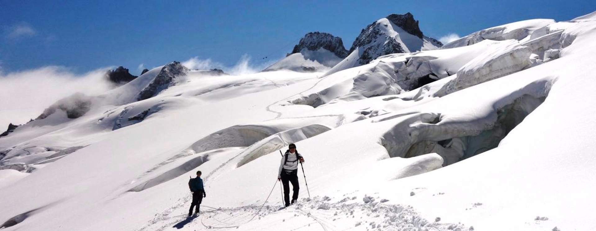 RAQUETTES HAUTE MONTAGNE rando raquettes aux sommets des Alpes ...
